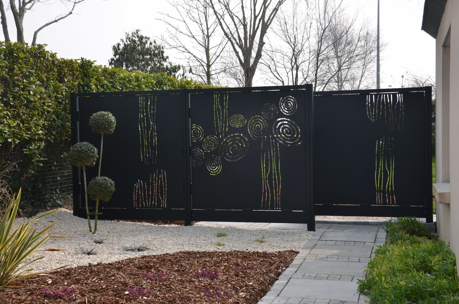 Claustras en aluminium avec motifs - Environnement Center